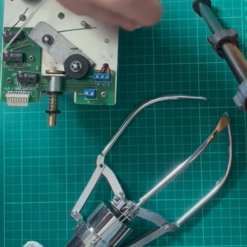 How to Re-String a Crane Grab Claw – Maxx Grab